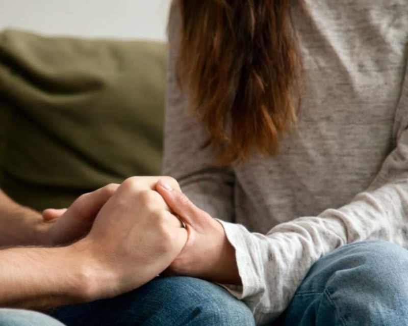 10 Cara Menghilangkan Stres dengan Pasangan - DIMENPSI